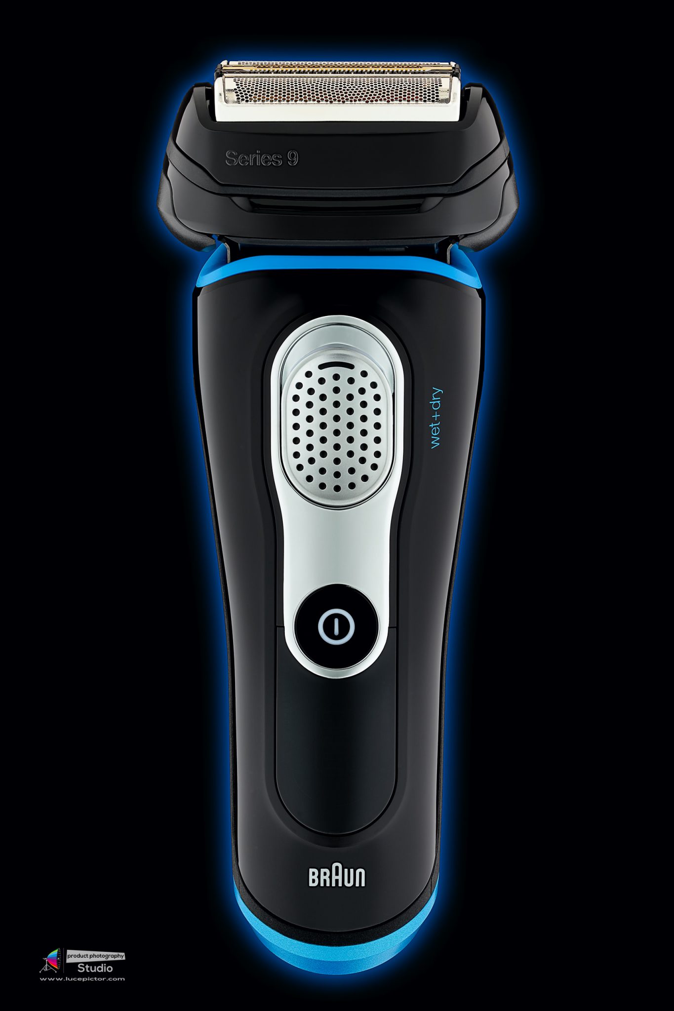 Electric shaver product photography by Luce Pictor Studio